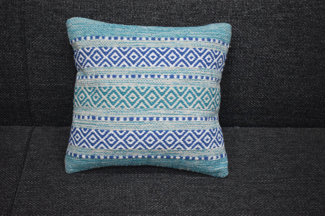 Sqaure Pillows & Throws – Simsashop Peru